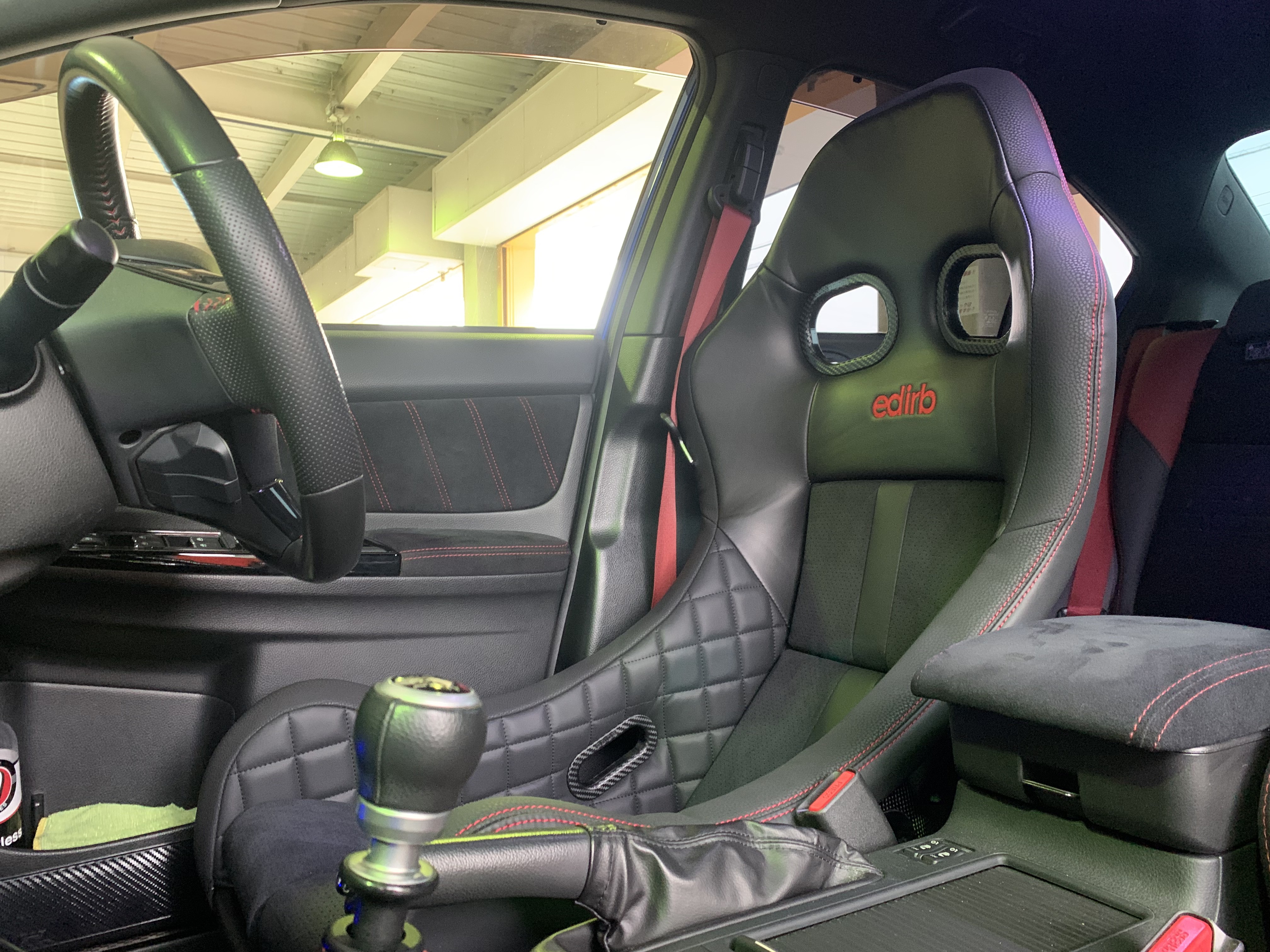 WRX STI VAB edirbシート取り付け - ZEROMAX